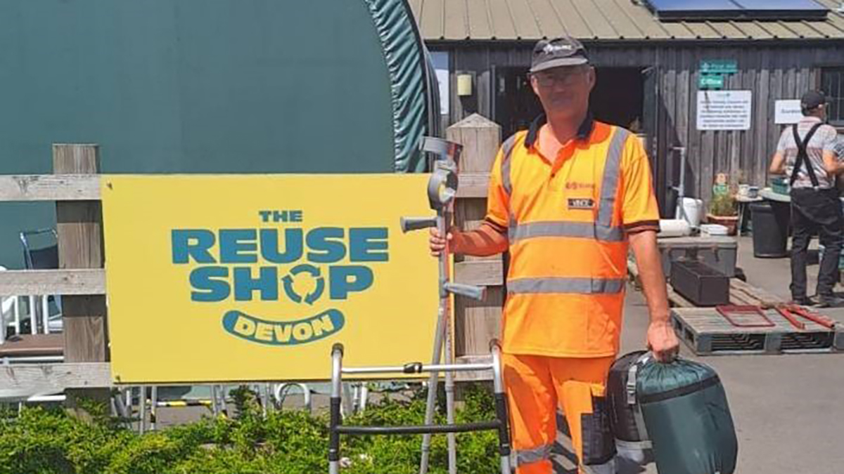 240813 SUEZ Recycling Centres Support Ukraine Relief Efforts Through ...